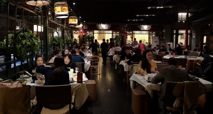 Beijing Hutong Night Tour with Local Dinner